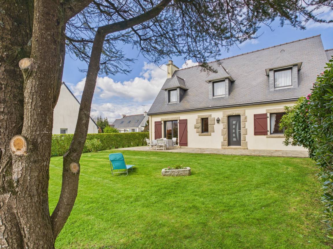250 M² Ferienhaus ∙ 3 Schlafzimmer ∙ 6 Gäste - Quimper