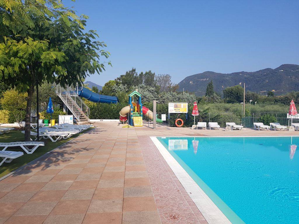 30 M² Ferienhaus ∙ 2 Schlafzimmer ∙ 5 Gäste - Moniga del Garda