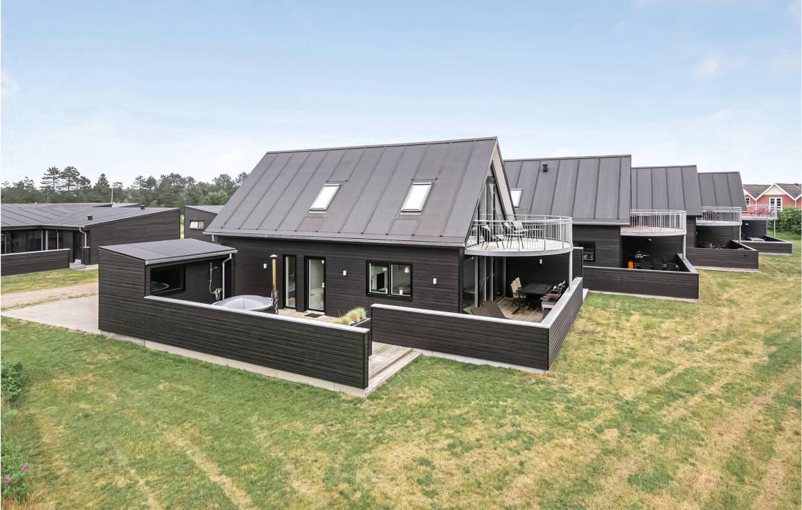 132 M² House ∙ 3 Bedrooms ∙ 6 Guests - List