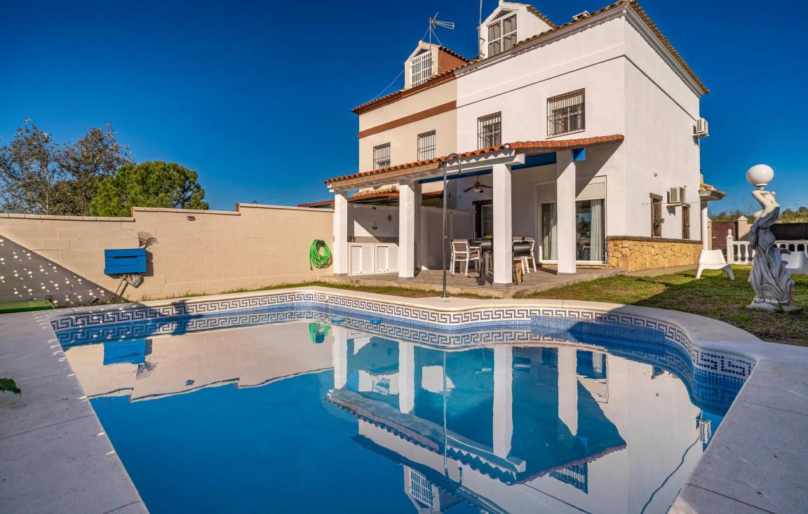 203 M² Maison De Vacances ∙ 3 Chambres ∙ 6 Personnes - Séville