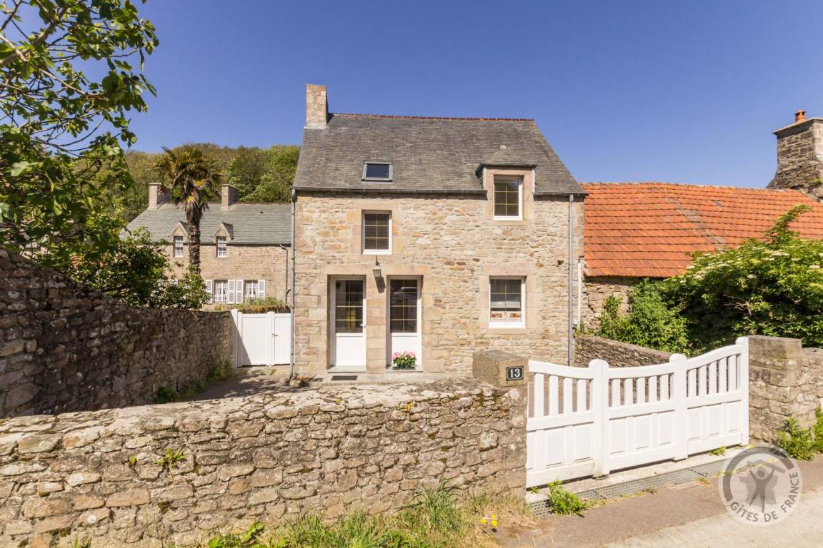 70 M² Gîte ∙ 2 Chambres ∙ 4 Personnes - Omonville-la-Rogue