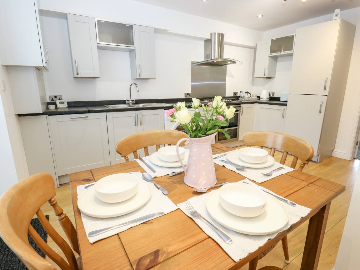 Cottage ∙ 2 Bedrooms ∙ 4 Guests - Selby