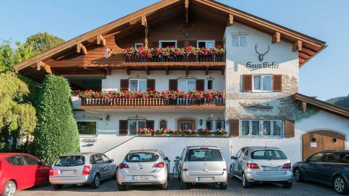 24 M² Hotel ∙ 1 Bedroom ∙ 2 Guests - Tegernsee