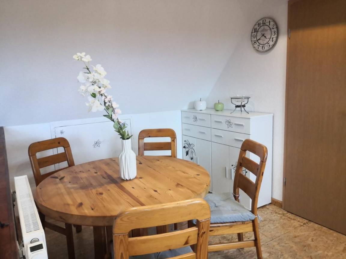 45 M² Ferienwohnung ∙ 1 Schlafzimmer ∙ 3 Gäste - Emden