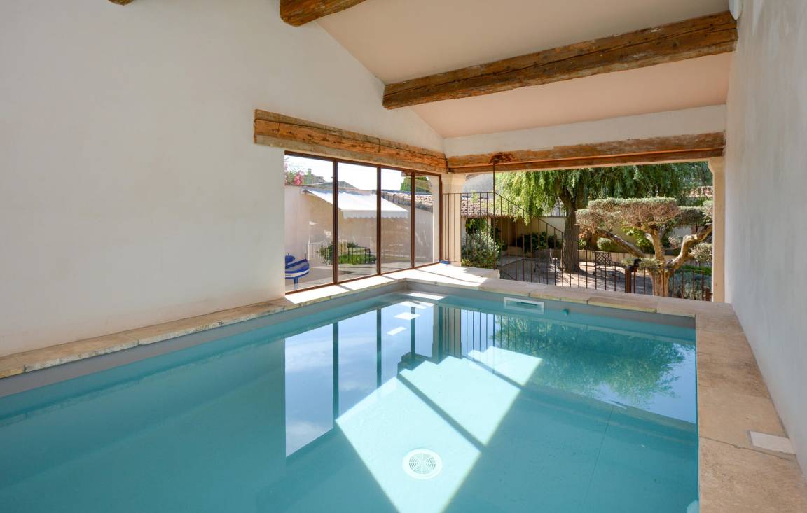 280 M² House ∙ 4 Bedrooms ∙ 10 Guests - Avignon