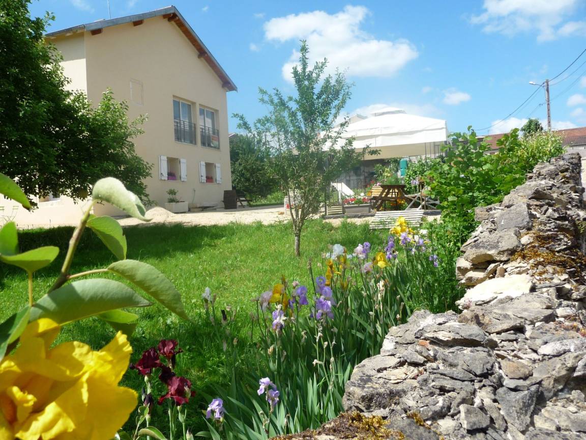 100 M² Appartement ∙ 2 Chambres ∙ 5 Personnes - Pont-à-Mousson