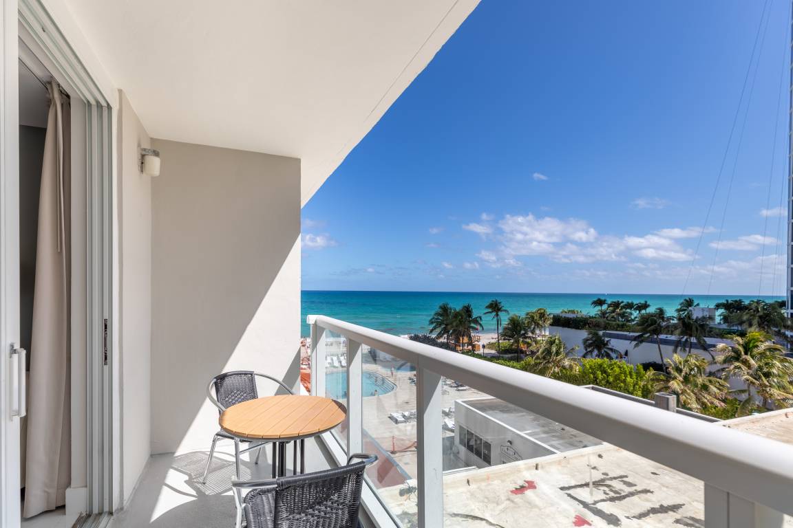 33 M² Apartment ∙ 4 Guests - Sunny Isles Beach, FL