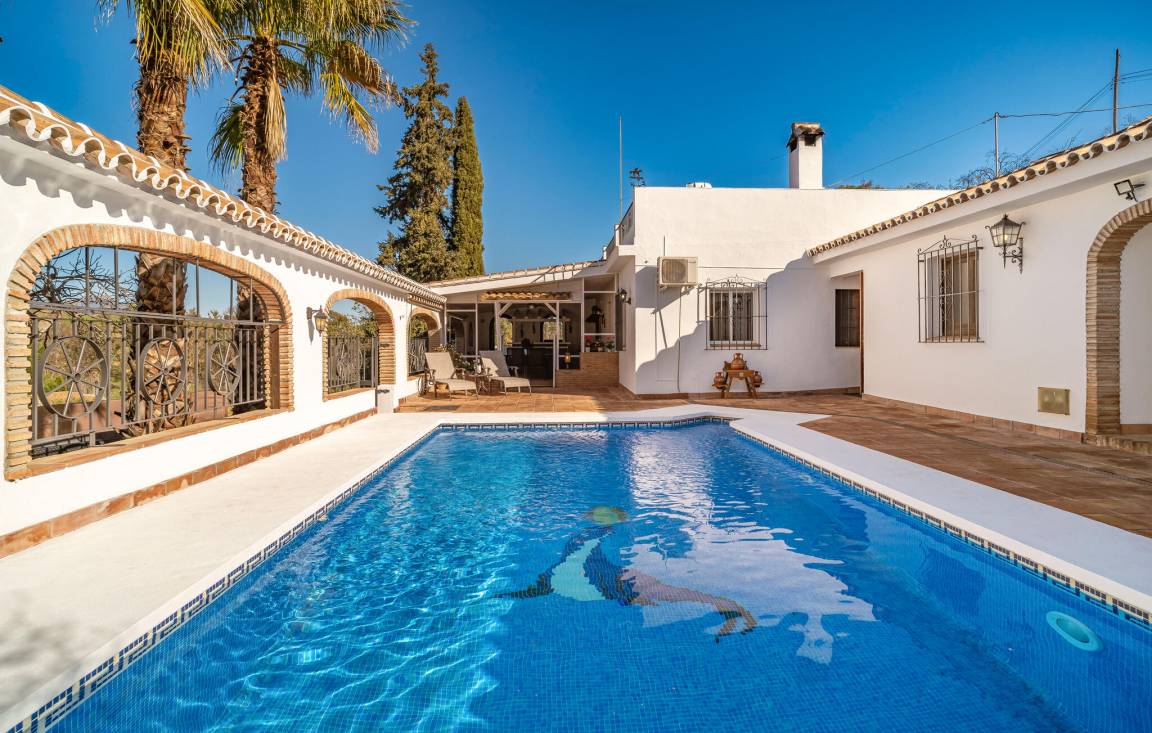 120 M² House ∙ 3 Bedrooms ∙ 10 Guests - Coín