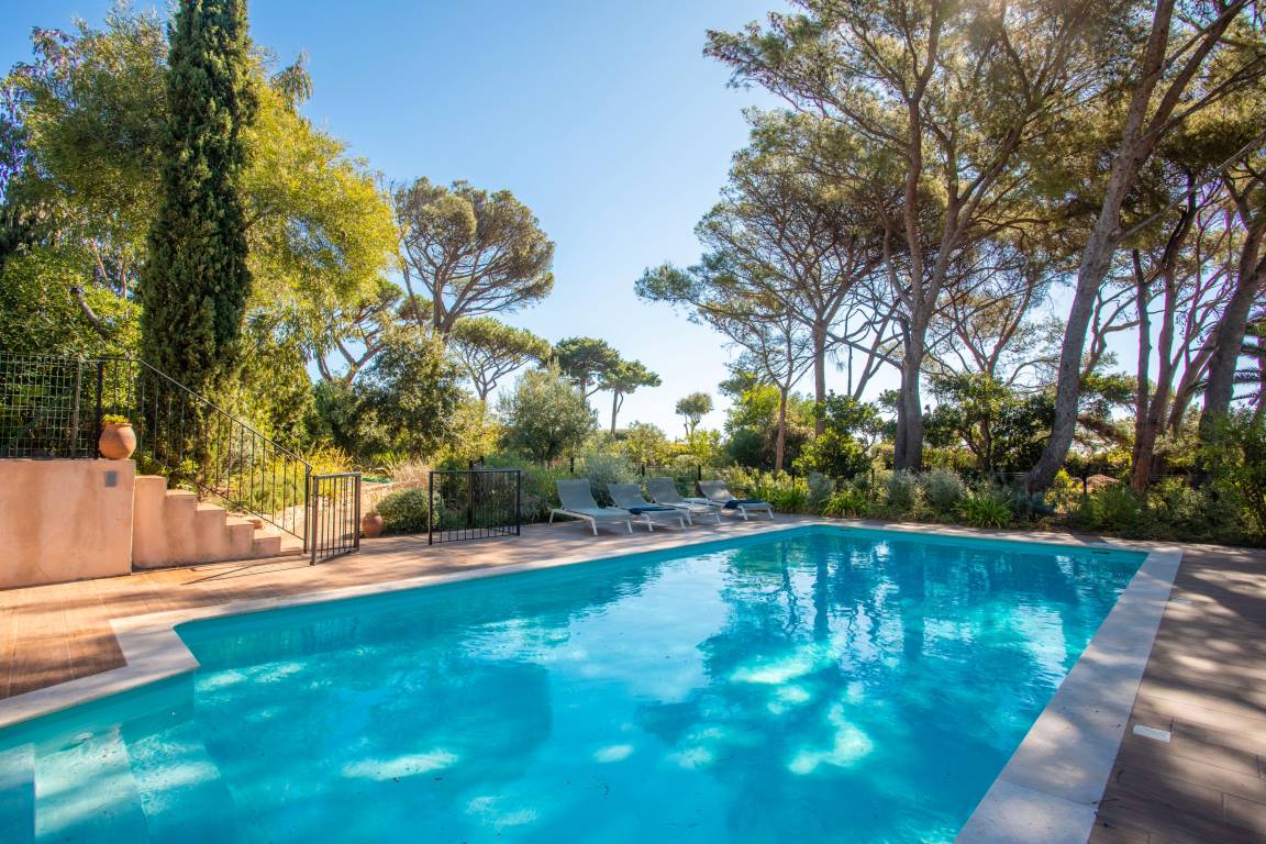180 M² Villa ∙ 4 Bedrooms ∙ 8 Guests - Roquebrune-sur-Argens