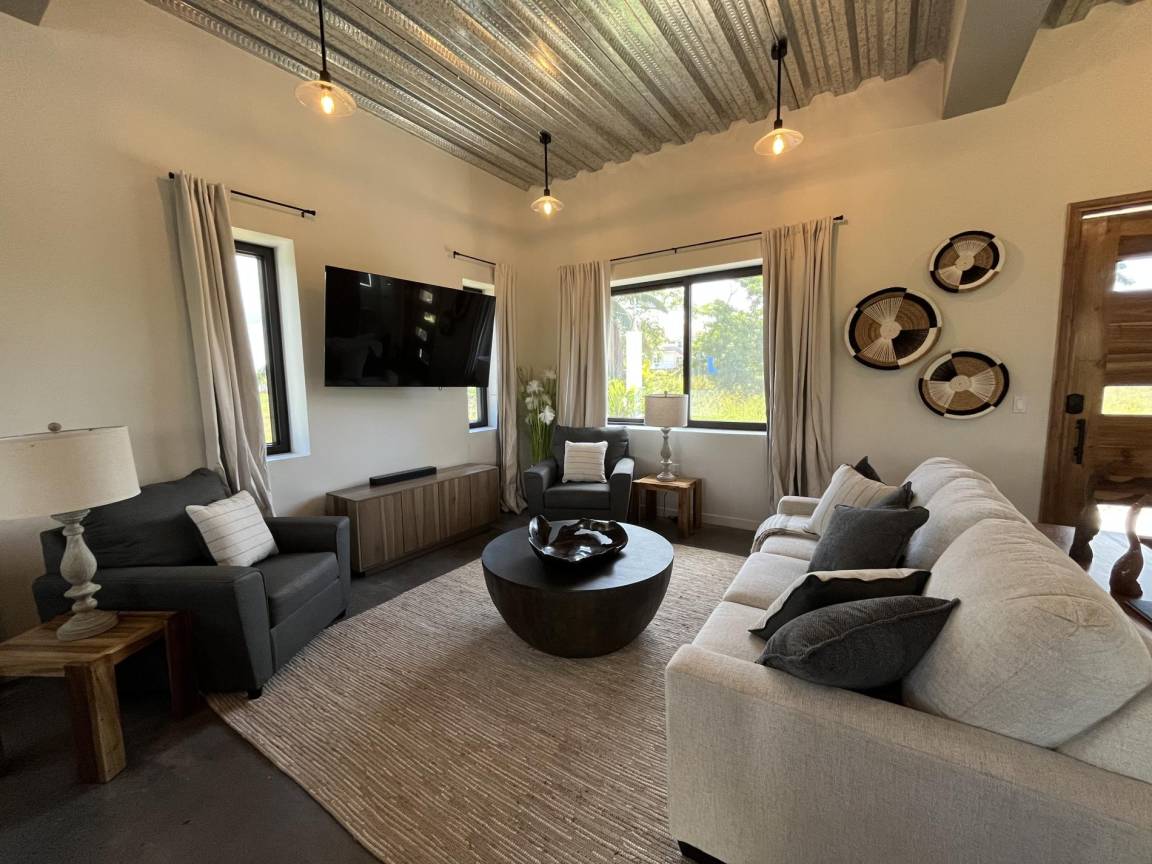 Villa ∙ 2 Bedrooms ∙ 4 Guests - Placencia