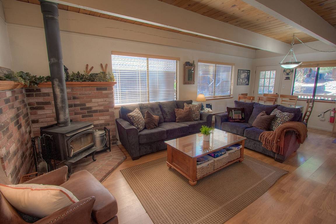 125 M² Cabin ∙ 3 Bedrooms ∙ 7 Guests - Nevada