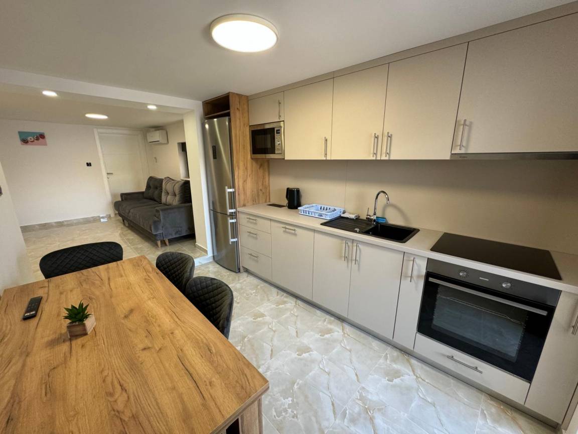 55 M² Apartamento ∙ 8 Habitaciones ∙ 5 Huéspedes - Pag