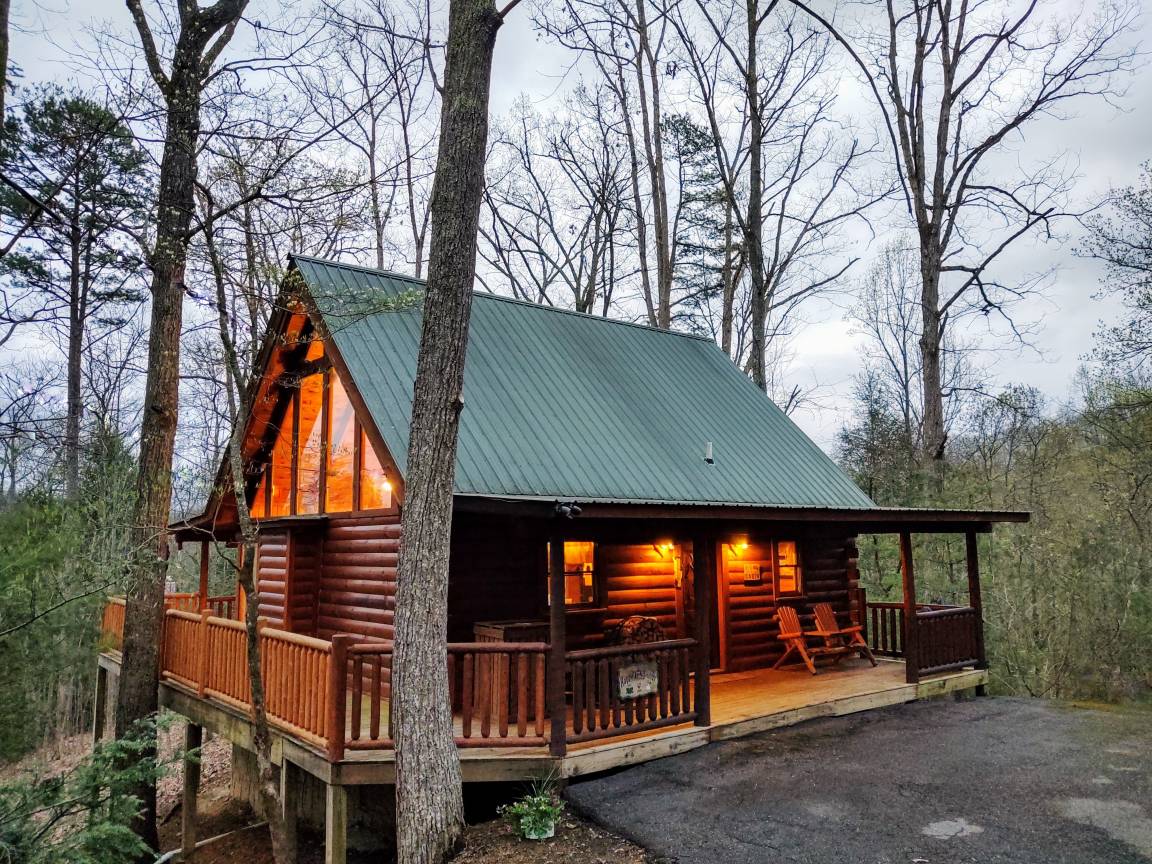 81 M² Cabin ∙ 1 Bedroom ∙ 2 Guests - Gatlinburg, TN
