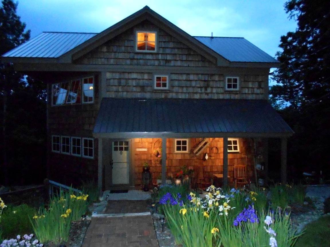 House ∙ 3 Bedrooms ∙ 8 Guests - Jackson, NH
