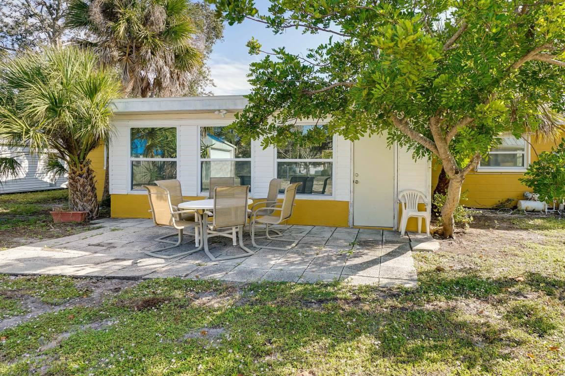 143 M² House ∙ 3 Bedrooms ∙ 6 Guests - Englewood, FL