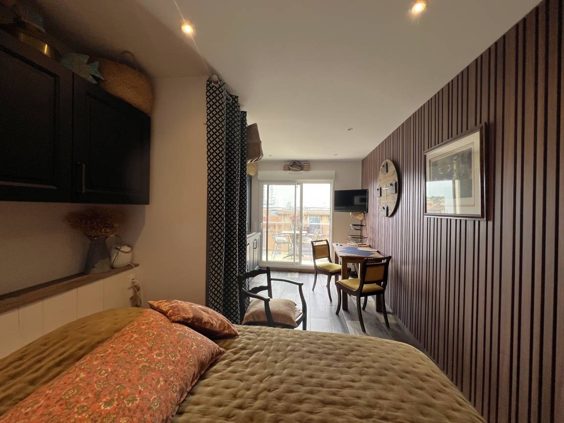 25 M² Studio Flat ∙ 1 Bedroom ∙ 2 Guests - La Teste-de-Buch
