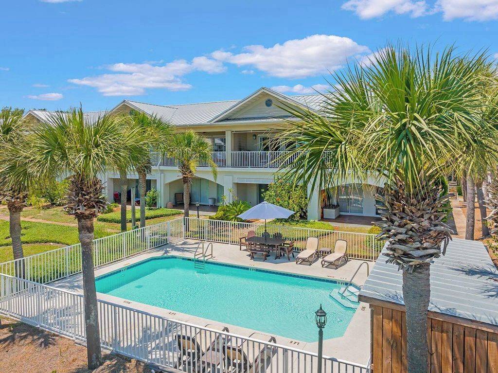135 M² House ∙ 3 Bedrooms ∙ 8 Guests - Miramar Beach