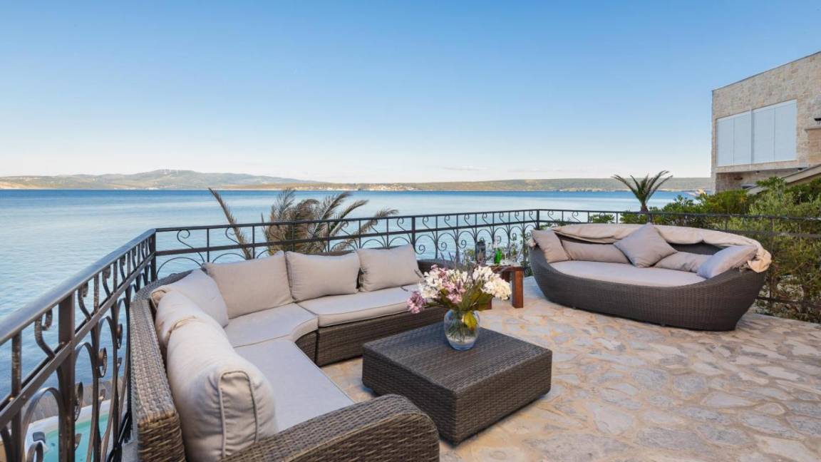 290 M² Villa ∙ 4 Schlafzimmer ∙ 8 Gäste - Starigrad-Paklenica