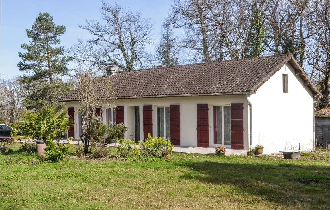 100 M² Maison De Vacances ∙ 3 Chambres ∙ 6 Personnes - Périgord
