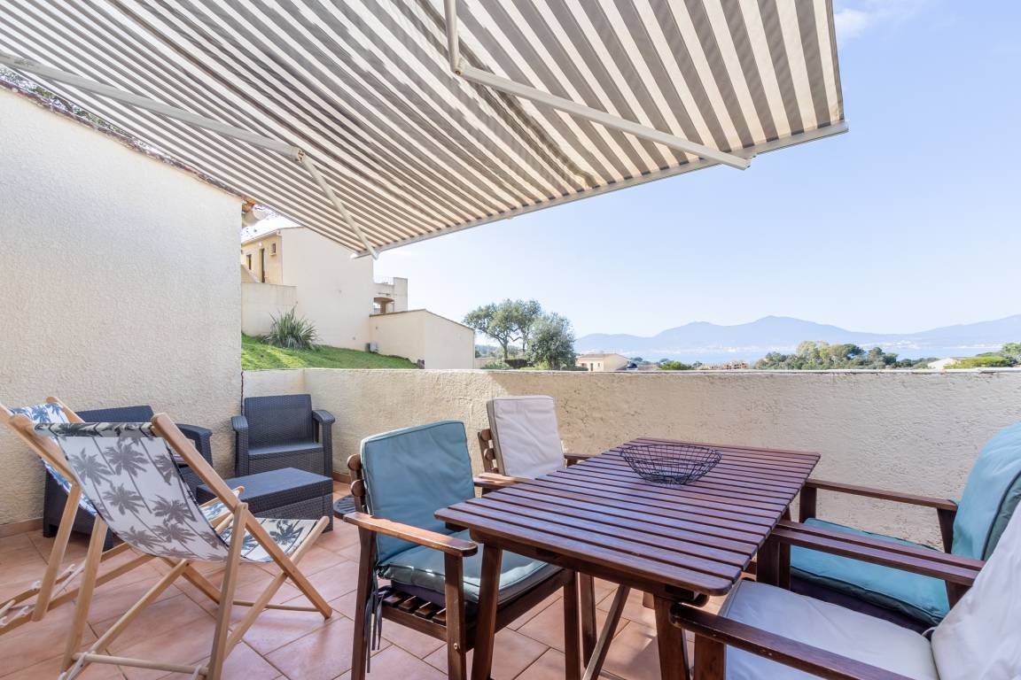 30 M² House ∙ 1 Bedroom ∙ 4 Guests - Ajaccio