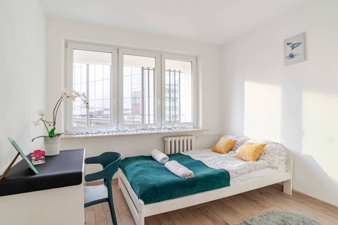 70 M² Apartamento ∙ 3 Habitaciones ∙ 1 Huésped - Varsovia