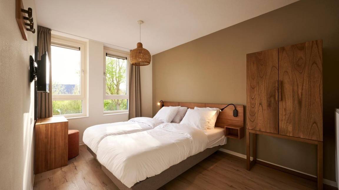 93 M² Apartment ∙ 3 Bedrooms ∙ 6 Guests - Maastricht