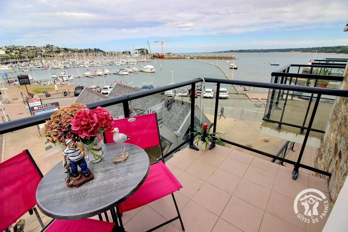 34 M² Gîte ∙ 2 Chambres ∙ 4 Personnes - Perros-Guirec