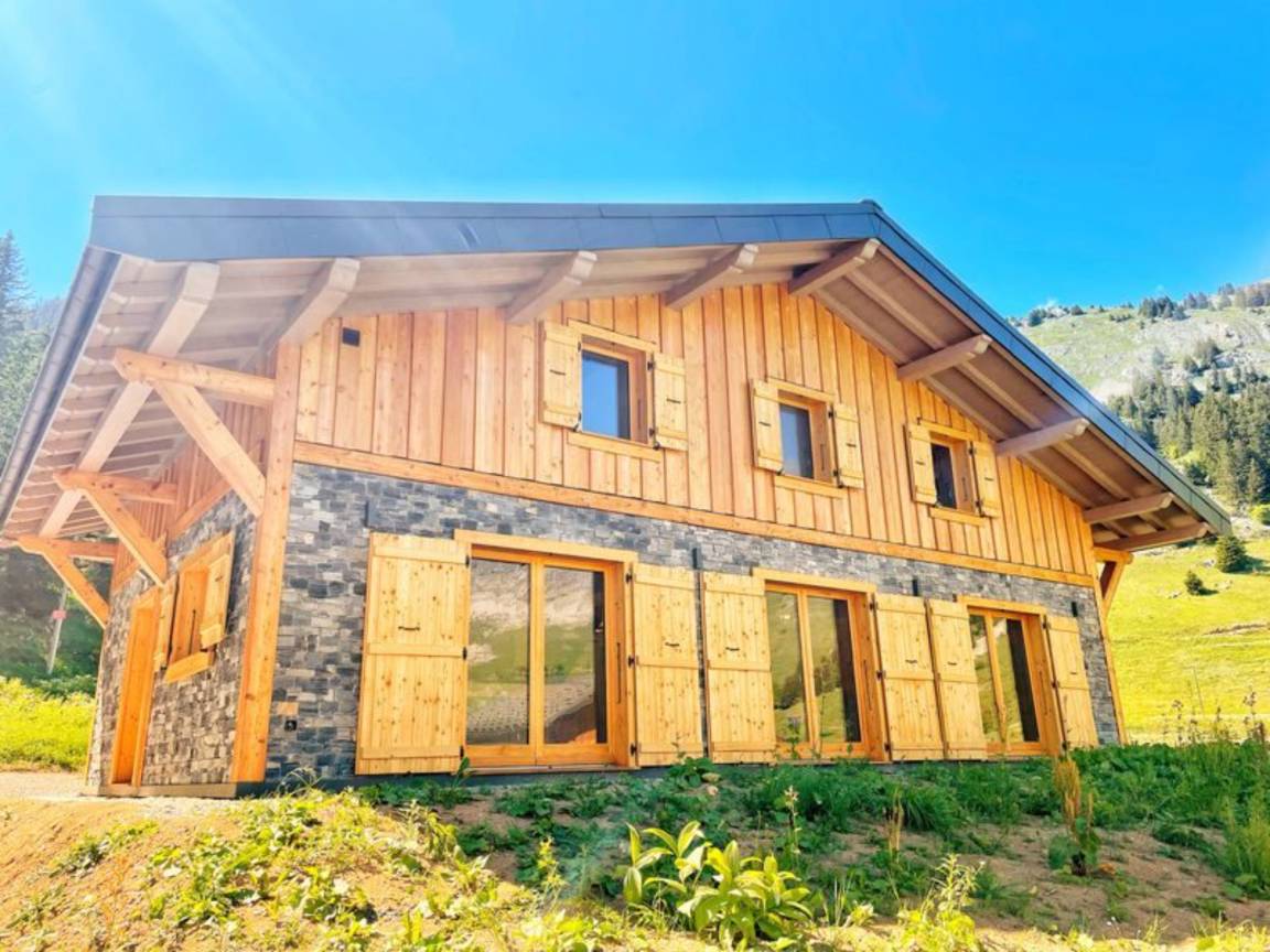 132 M² Chalet ∙ 4 Bedrooms ∙ 10 Guests - Bonneville