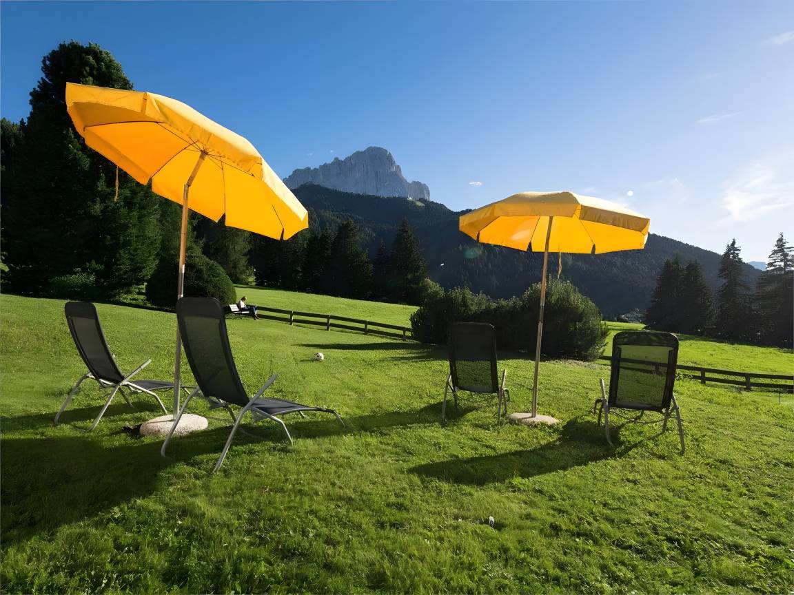 71 M² Apartment ∙ 3 Bedrooms ∙ 5 Guests - Val Gardena