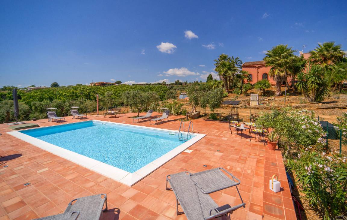 110 M² Ferienhaus ∙ 3 Schlafzimmer ∙ 6 Gäste - Menfi