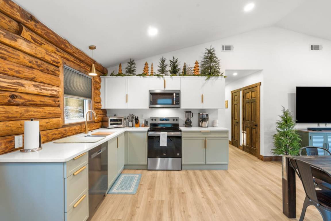 175 M² Cabin ∙ 3 Bedrooms ∙ 6 Guests - Connecticut