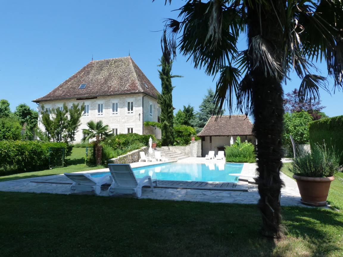 Maison De Vacances ∙ 4 Chambres ∙ 10 Personnes - Morestel
