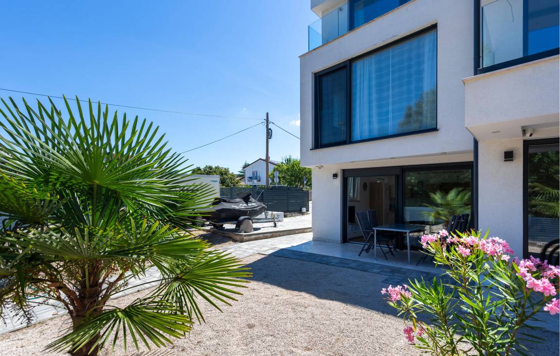 116 M² Ferienwohnung ∙ 3 Schlafzimmer ∙ 6 Gäste - Vrbnik