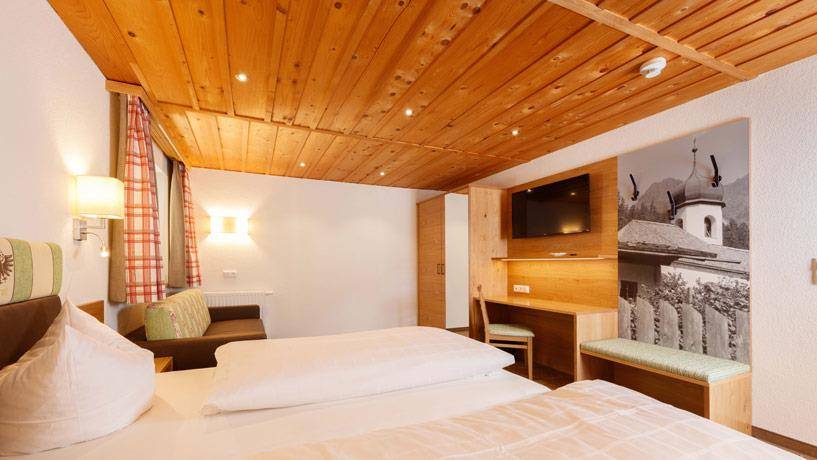 25 M² Hotel ∙ 1 Bedroom ∙ 4 Guests - Elbigenalp