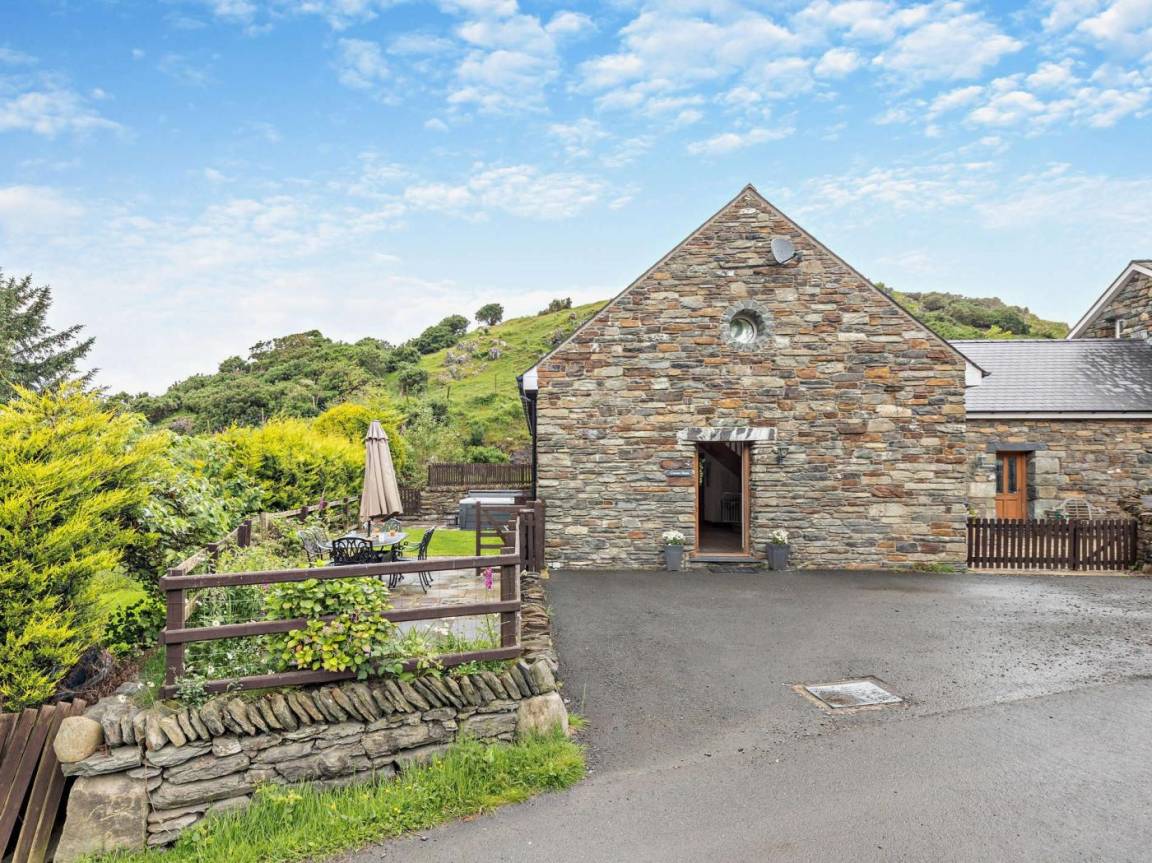 Cottage ∙ 3 Bedrooms ∙ 6 Guests - Barmouth