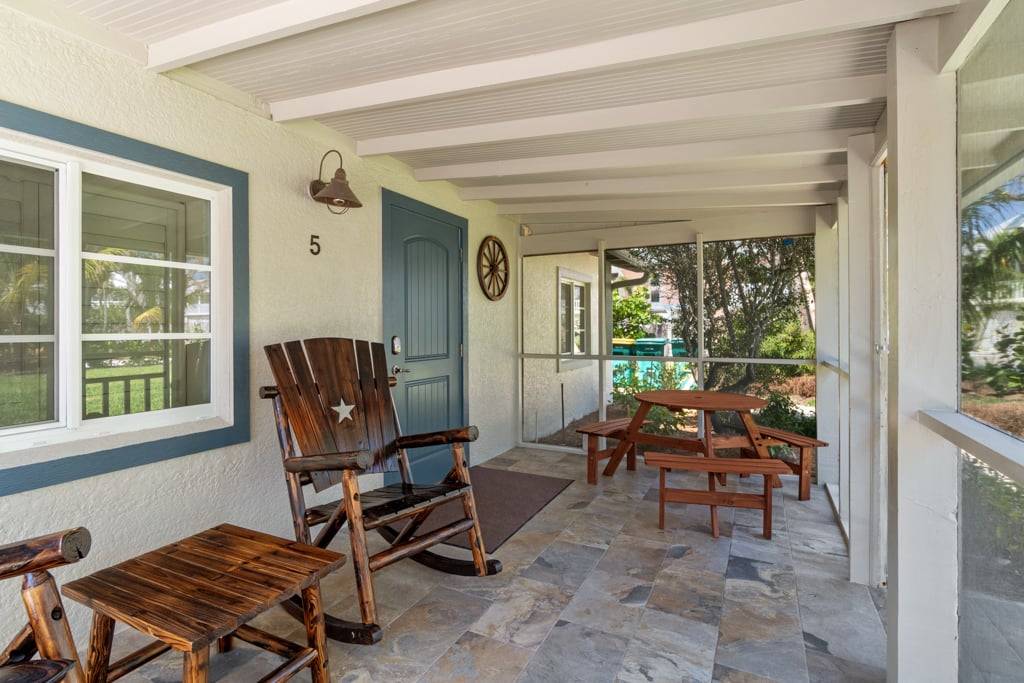 Cottage ∙ 2 Bedrooms ∙ 4 Guests - Captiva, FL