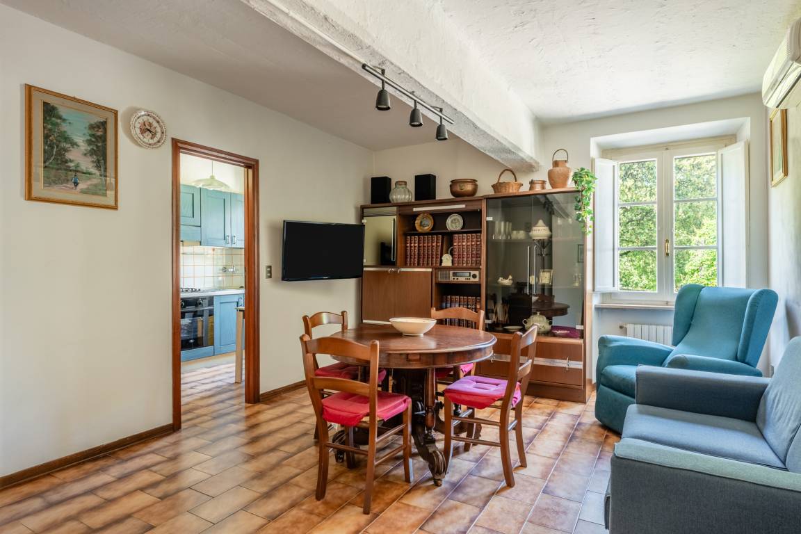 72 M² Apartment ∙ 2 Bedrooms ∙ 3 Guests - Lucca