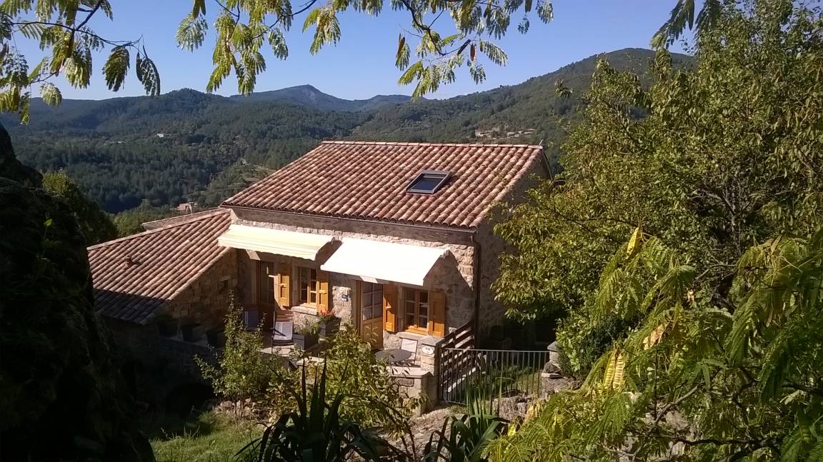 Gîte ∙ 2 Chambres ∙ 4 Personnes - Ardèche