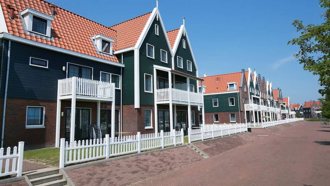 167 M² House ∙ 4 Bedrooms ∙ 11 Guests - Volendam