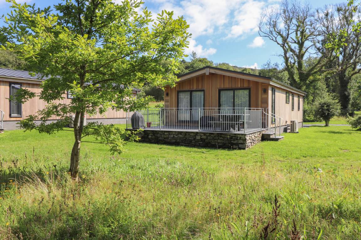 Cottage ∙ 2 Bedrooms ∙ 4 Guests - Newby Bridge