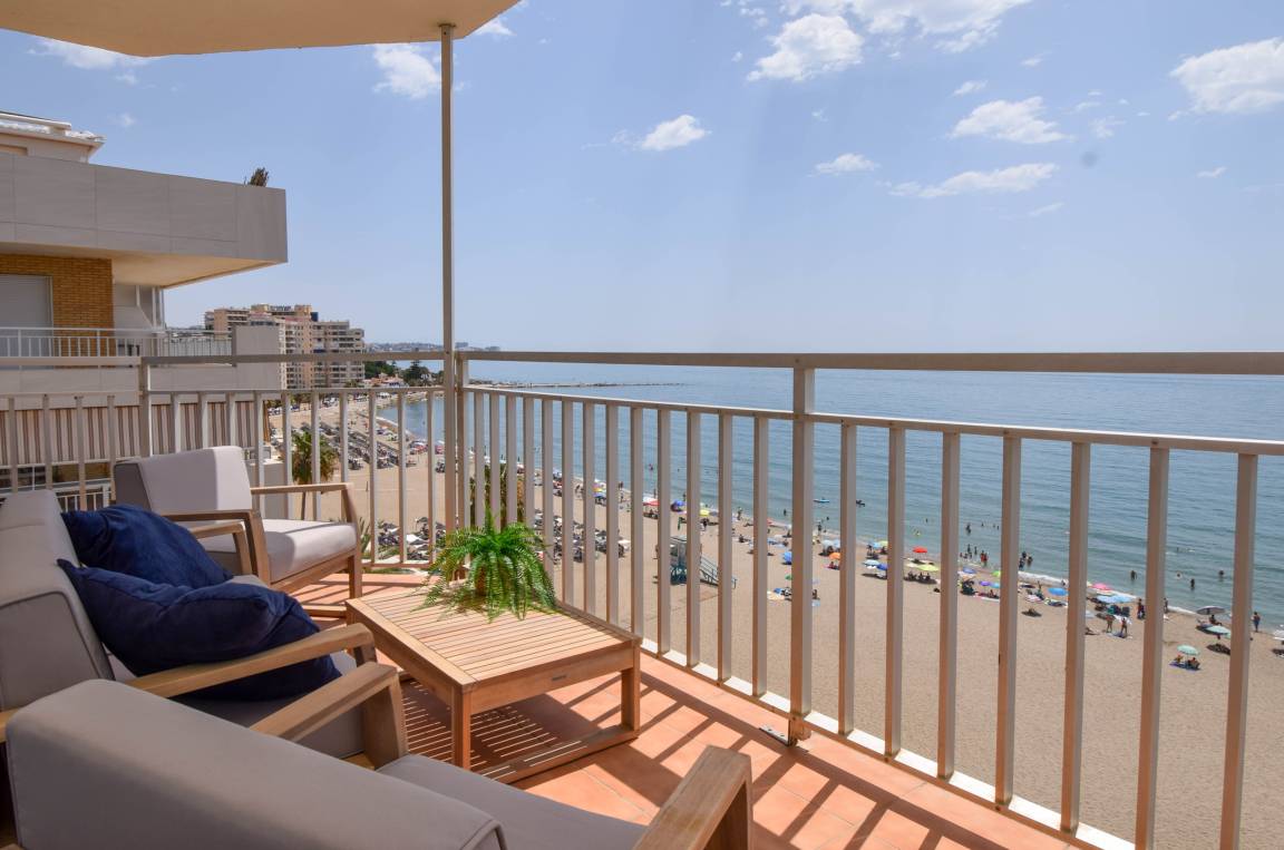 89 M² Apartamento ∙ 2 Habitaciones ∙ 4 Huéspedes - Fuengirola