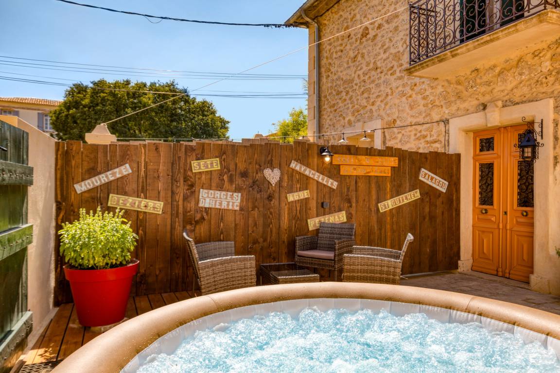 27 M² Studio ∙ 2 Personnes - Lac du Salagou