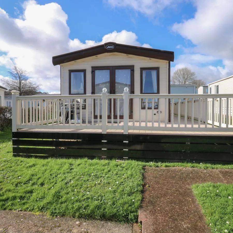 75 M² Lodge ∙ 2 Bedrooms ∙ 6 Guests - Dartmouth