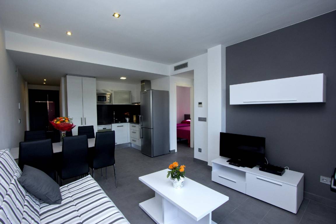 55 M² Apartamento ∙ 2 Habitaciones ∙ 6 Huéspedes - Roses