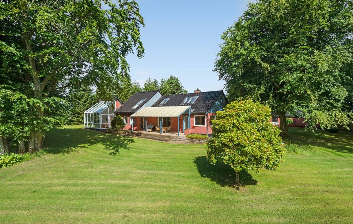 260 M² Ferienhaus ∙ 4 Schlafzimmer ∙ 7 Gäste - Oksböl