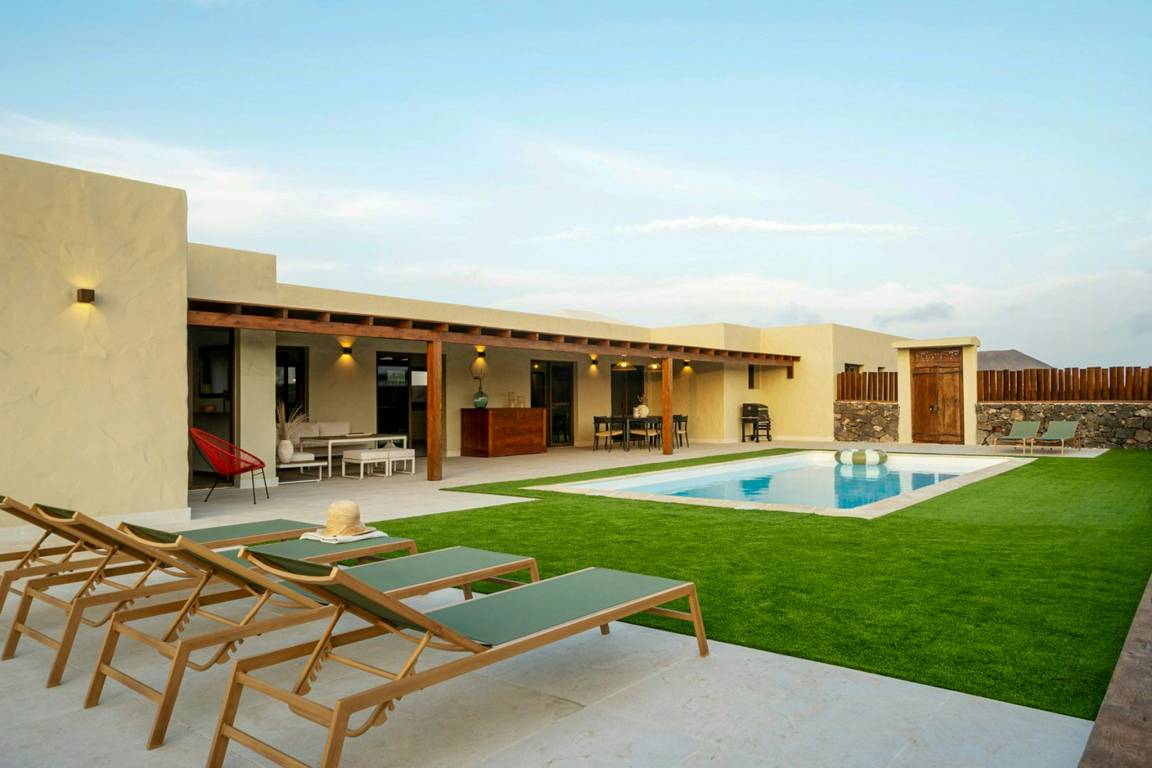 250 M² Huis ∙ 4 Slaapkamers ∙ 8 Gasten - La Oliva