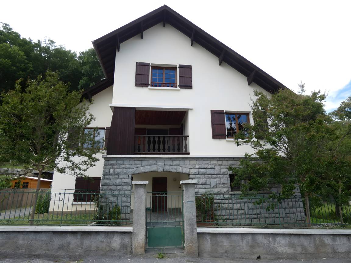 200 M² Maison De Vacances ∙ 6 Chambres ∙ 14 Personnes - Lourdes