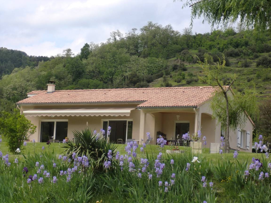 90 M² Gîte ∙ 2 Chambres ∙ 4 Personnes - Ardèche