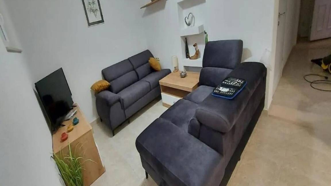 180 M² Apartment ∙ 5 Bedrooms ∙ 9 Guests - Sutivan