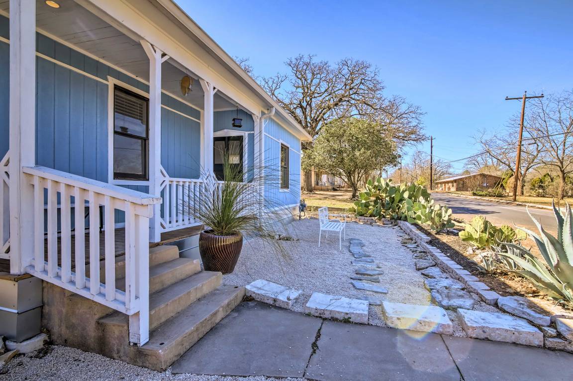 106 M² House ∙ 2 Bedrooms ∙ 7 Guests - Fredericksburg, TX